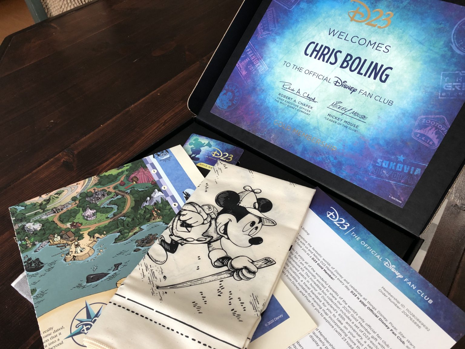 BONUS Review: D23 Membership Kit Unboxing - Supercalifragilistic ...